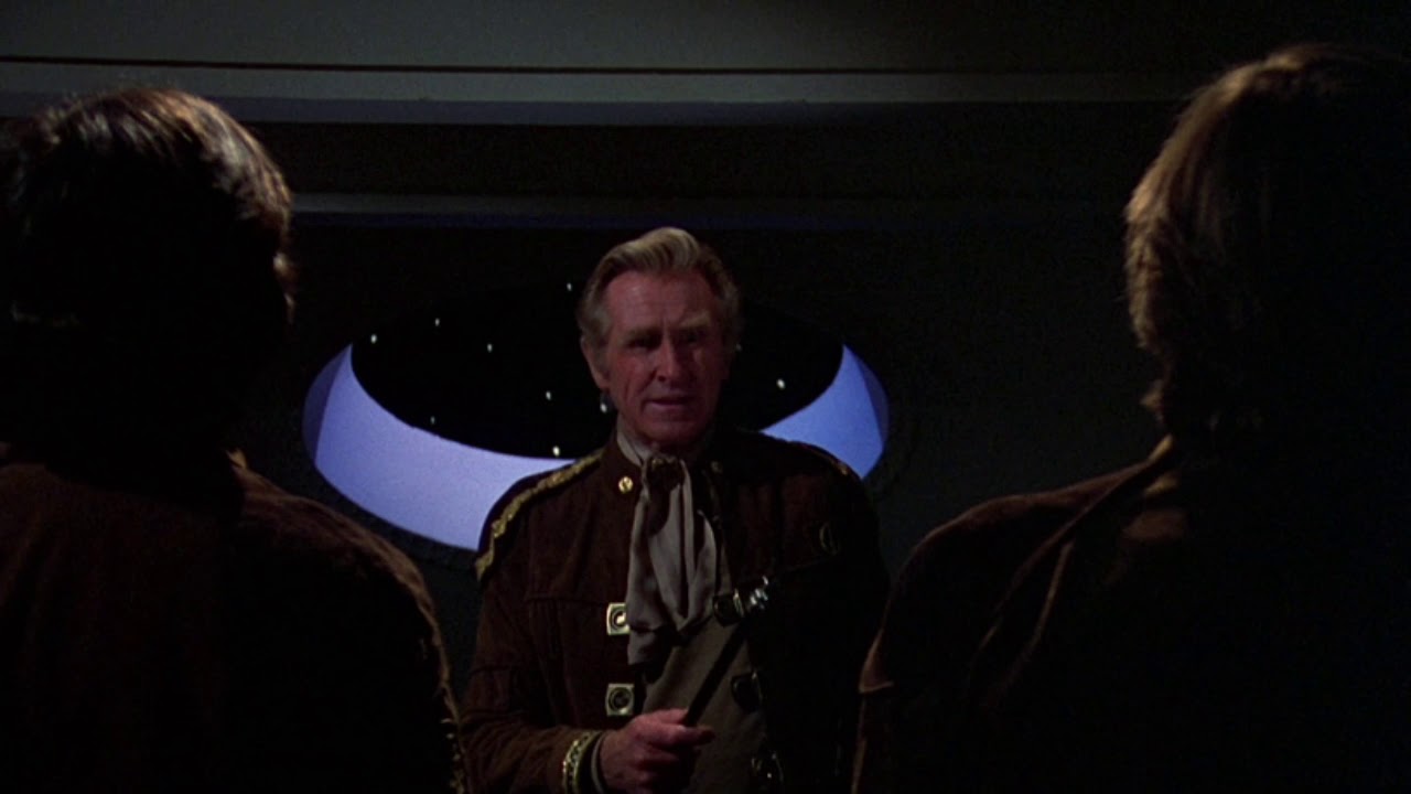 Lloyd Bridges - Commander Cain - YouTube