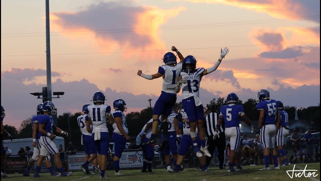 Wolfe City High School vs Celeste High School - YouTube