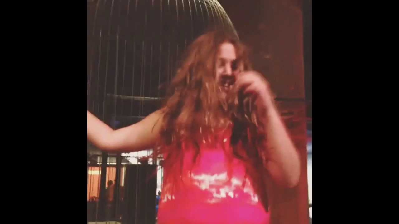 Crazy hair/static electricity/Boston's Museum of Science - YouTube