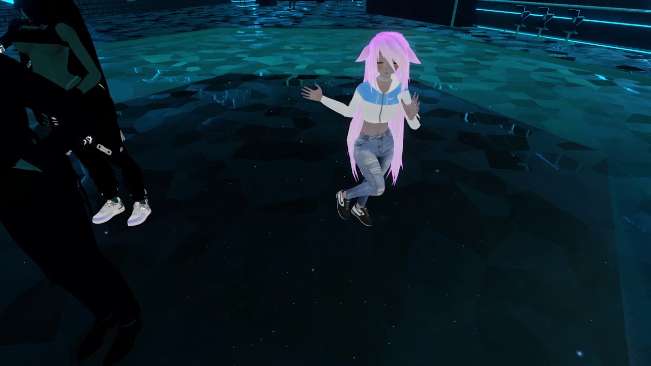 "Dancing" in VRCHAT #4 - YouTube