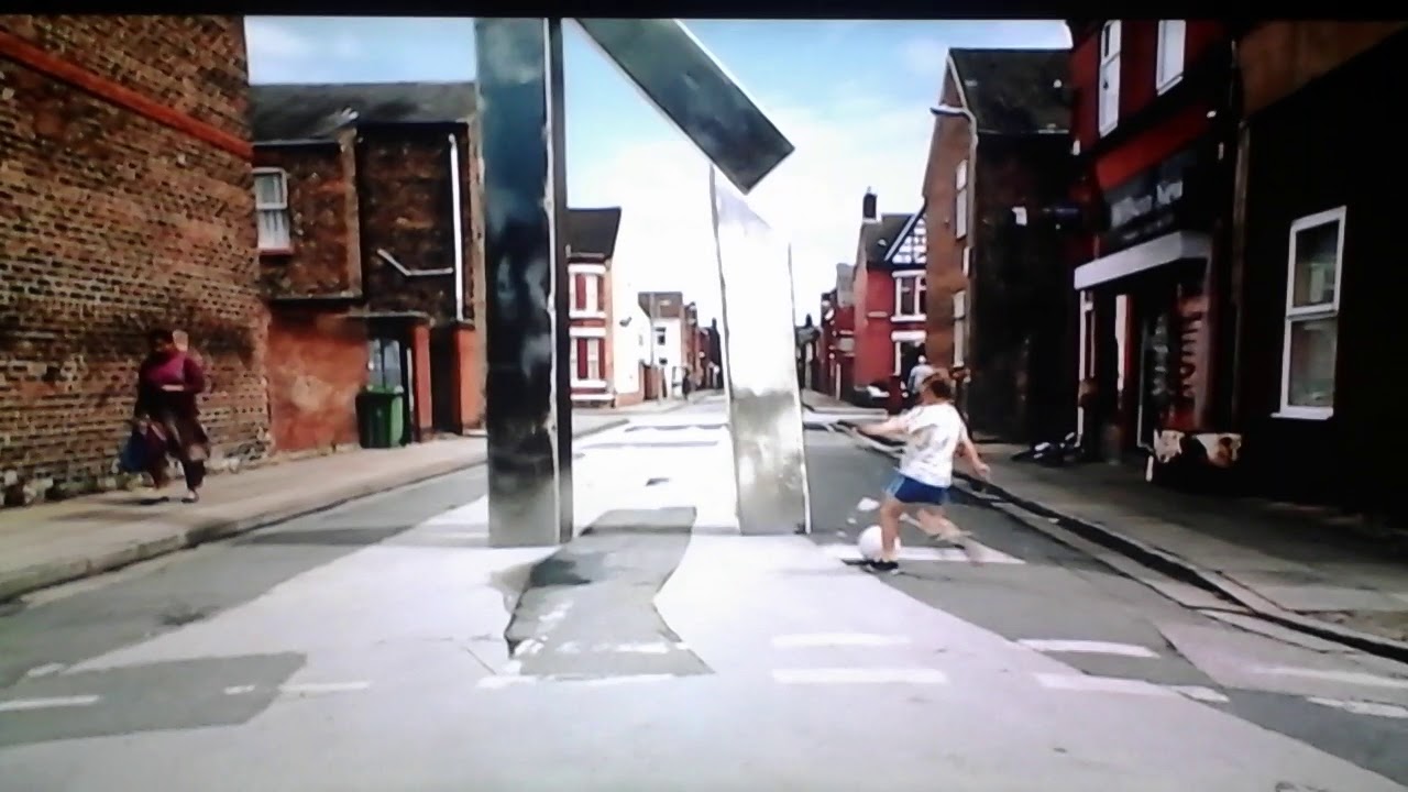 X-Men Apocalypse Channel 4 Intro - YouTube