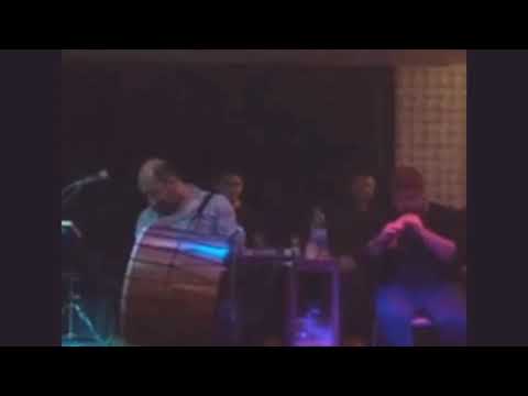 Davul ( Erdal Beyazgül) Zurna (Uygar Erdoğan)