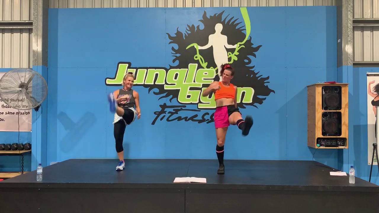 Bogan dance off - YouTube