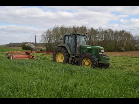 John Deere 6900 | Kuhn fc 250 G | Fauchage de Ray-grass 2016