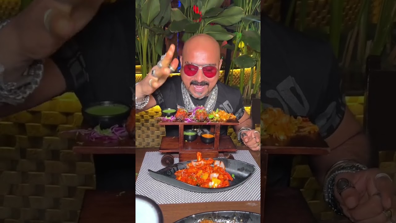 Backyard palms ravet Pune 😍🔥🍗 Ulhaskamthe eating challenge - YouTube