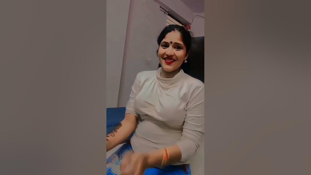 Kaun Hai Bathroom Mein Nanga Nahate Hai Hum Youtube