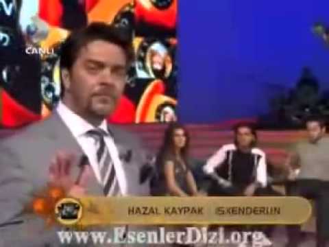 Ebru Yaşar-Hazal Kaypak-Beyaz Show Telefon Baglantısı