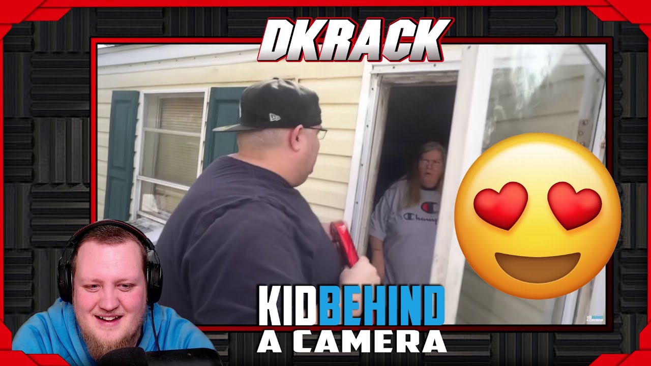 PICKLEBOY IS IN LOVE WITH TINA! (KidBehindACamera) REACTION!!! - YouTube