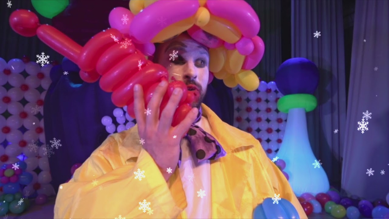 ΠΡΩΤΟΧΡΟΝΙΑΤΙΚΟ FUNNY BALLS SHOW - YouTube