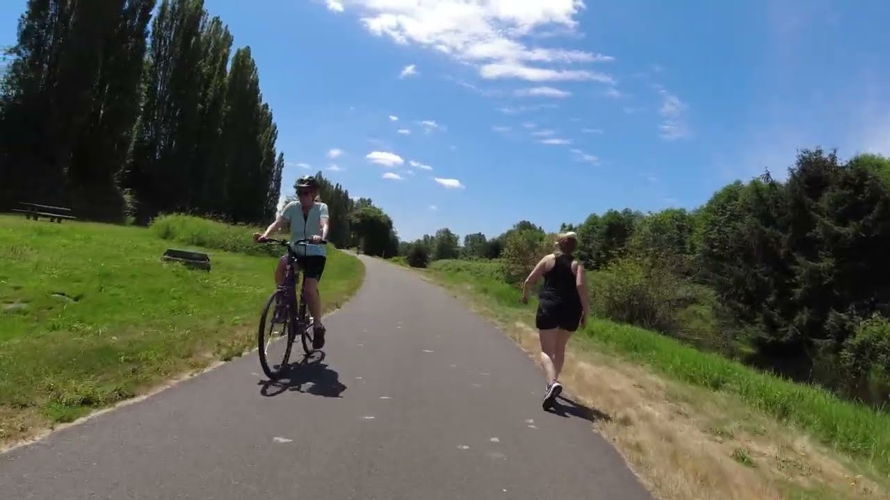 E-Bike Ride From Woodinville to Downtown Redmond on the Sammamish River ...