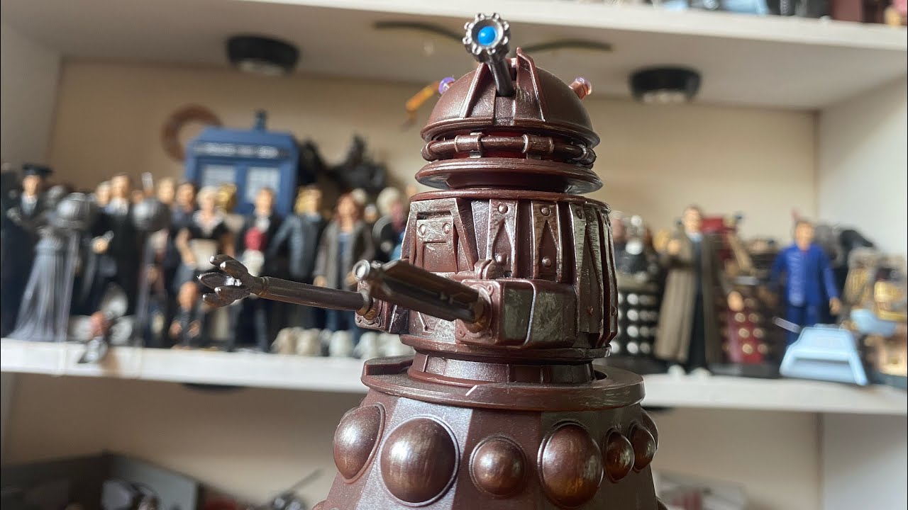 Doctor Who Action Figure Review: 5.5” Reconnaissance Dalek - YouTube