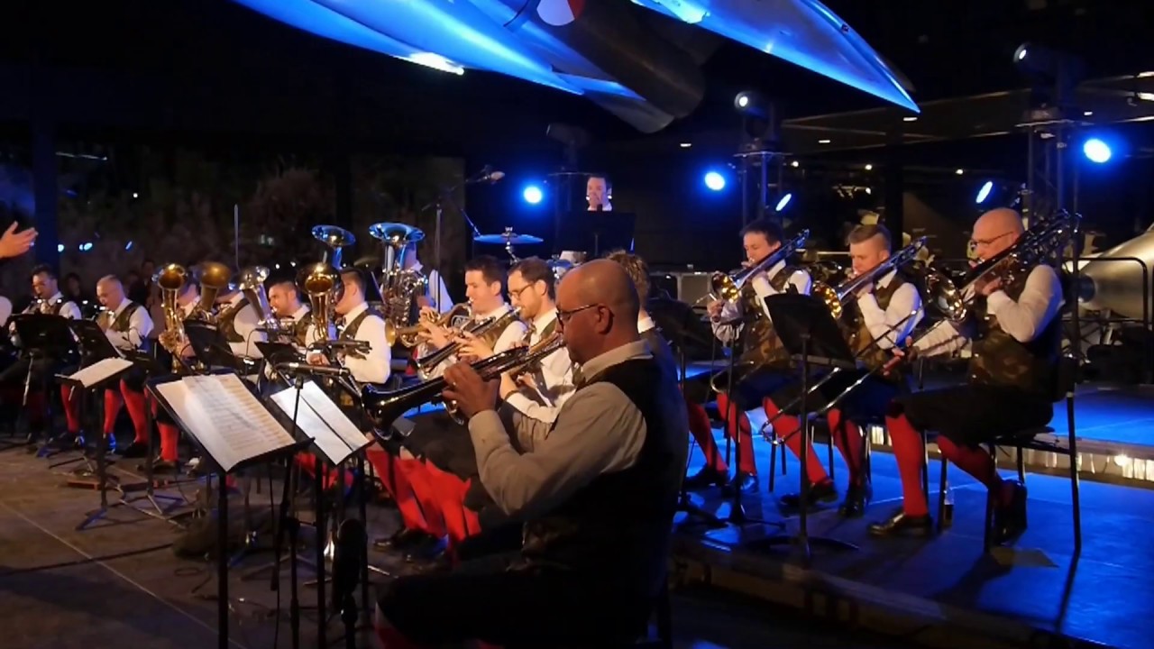 Egerländer Bezetting FKNR - Franziska Polka - YouTube