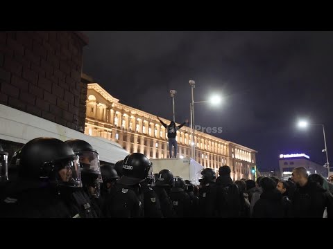 Thousands rally to protest Bulgaria’s 2026 budget