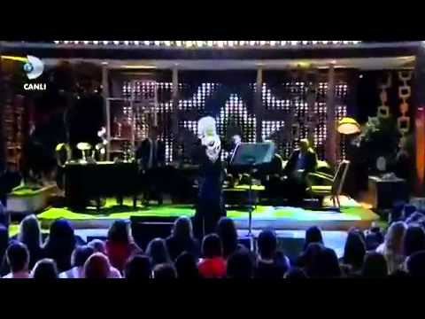 Beyaz Show - Emel Sayin - 6 Aralik 2013