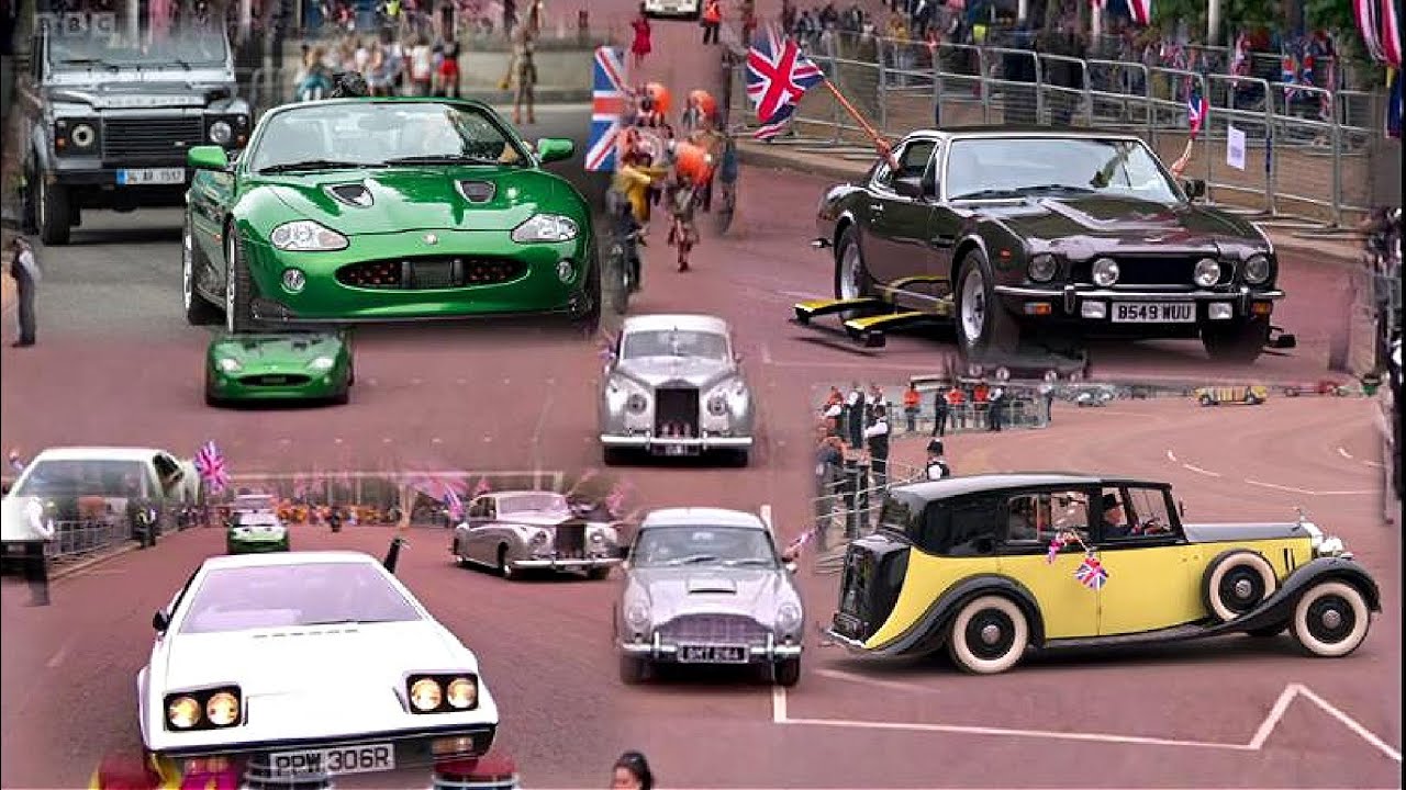 James Bond movie cars, Queen's Jubilee parade 6-5-22 - YouTube