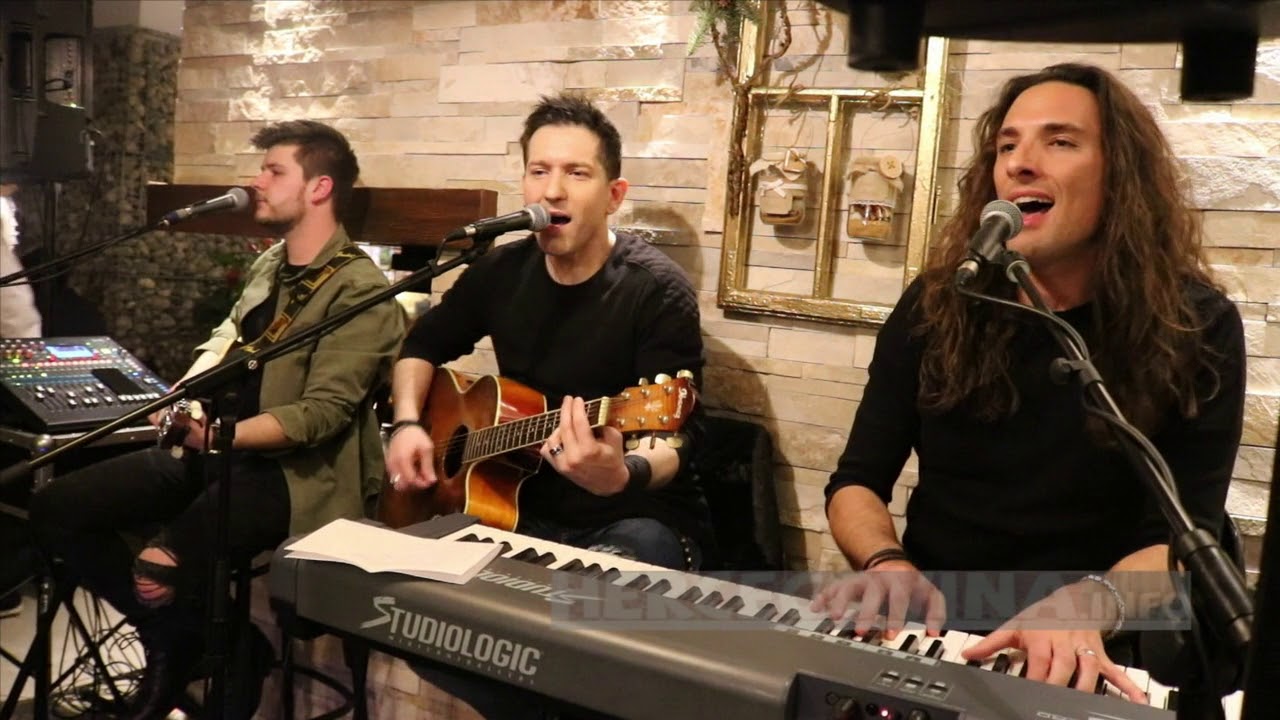 Tiho Orlić Daleko je Wine bar Regina - YouTube