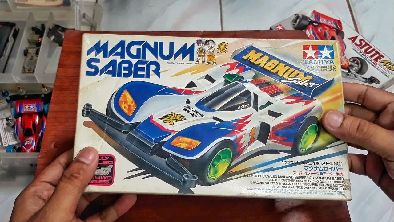 MAGNUM SABER - TAMIYA MINI 4WD - YouTube