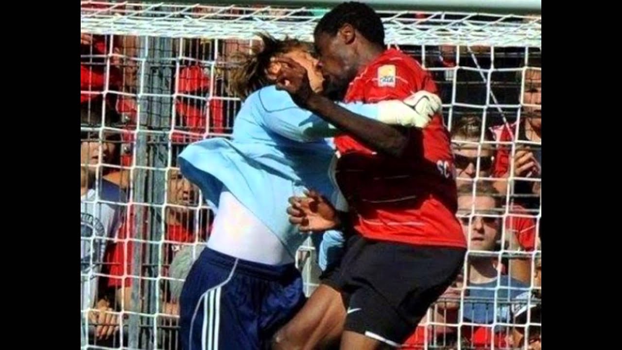 Vicces,durva foci! nevetésre fel!! - YouTube