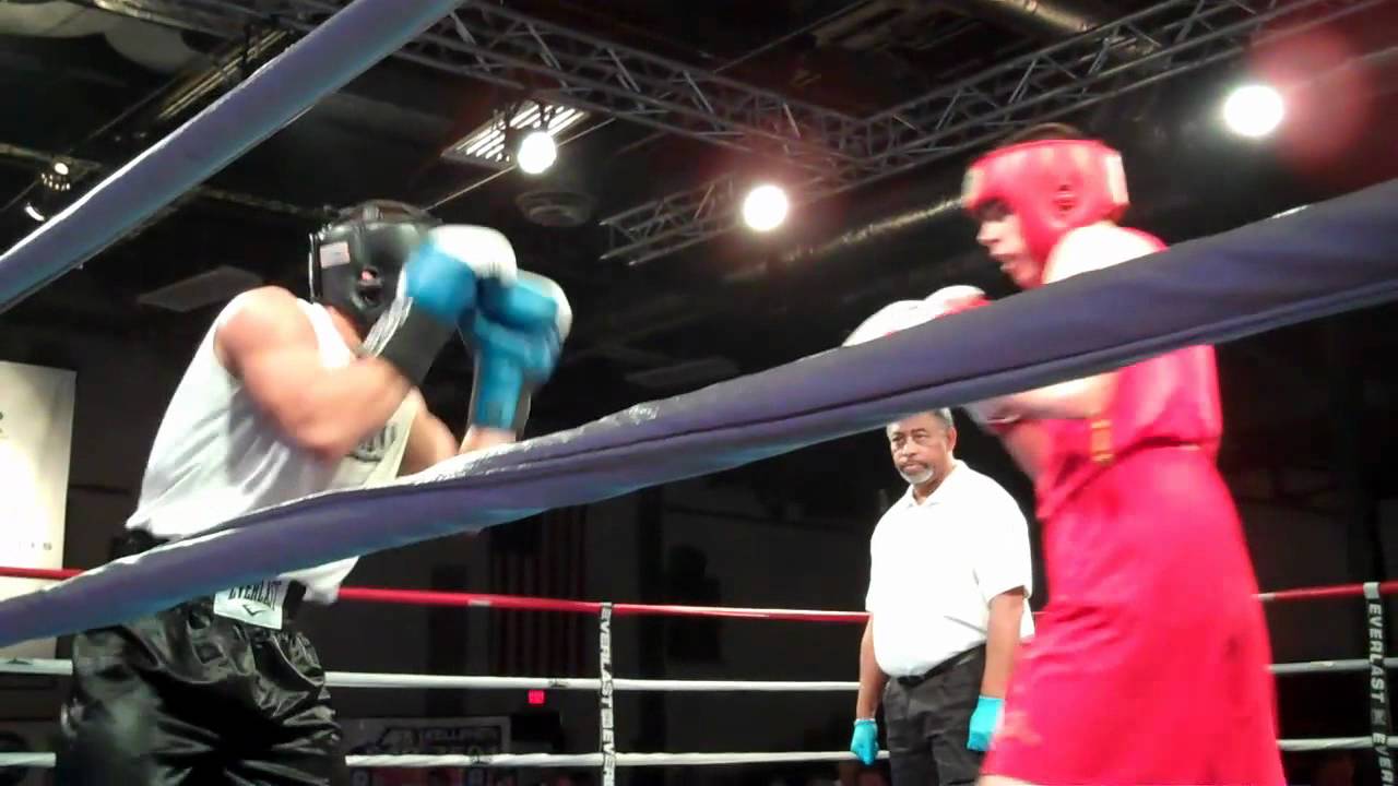 Boxing Smoker Main Event Stewart Hargrove '08 vs. Jovel Salvador - YouTube