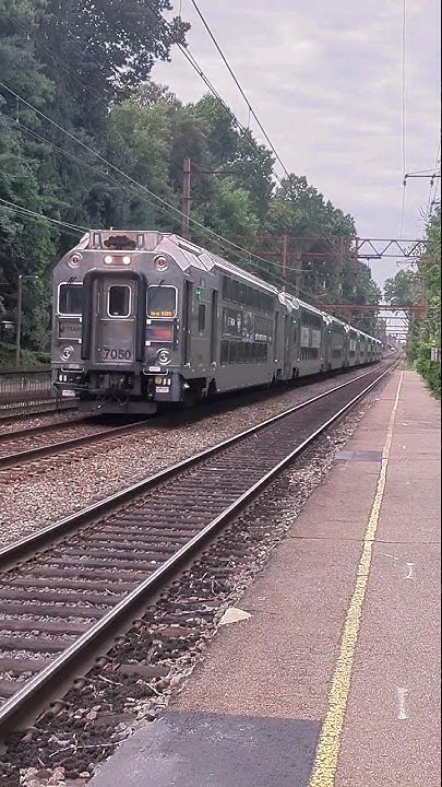 NJT Multilevel Cab Car #7050 Blasting It K5LA at Mow Vehicles in Mountain Station (Doppler ...