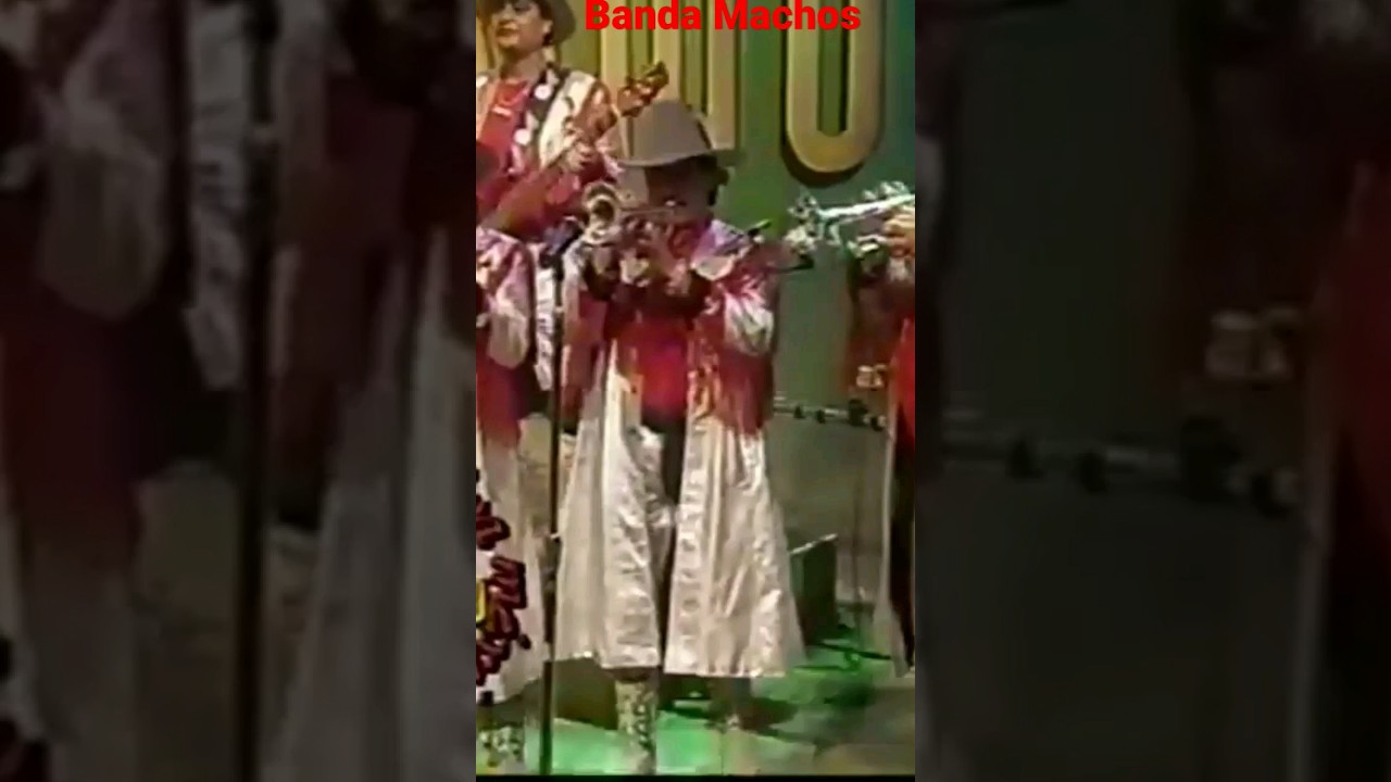 Banda Machos Las Nachas - YouTube