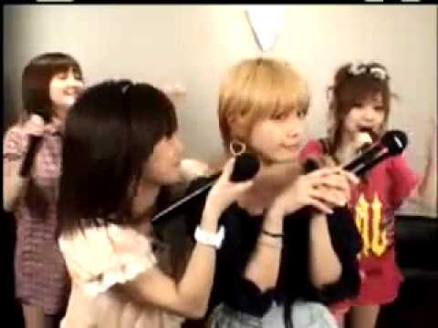 Morning musume en karaoke LOVE Machine - YouTube