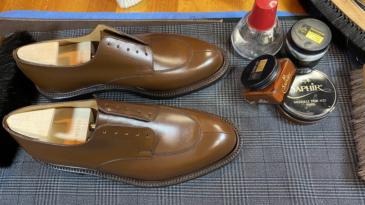 Shoe Care: a basic shine with Saphir - YouTube