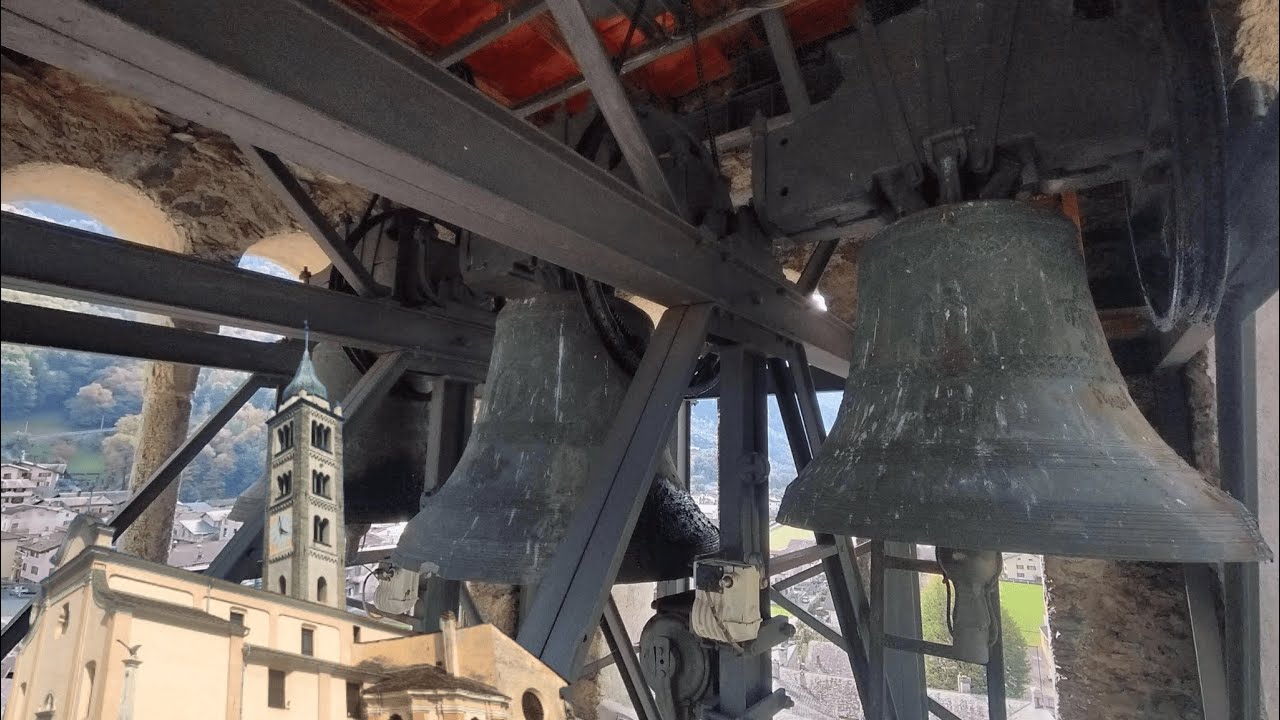 Le campane di Mazzo di Valtellina (SO) - YouTube