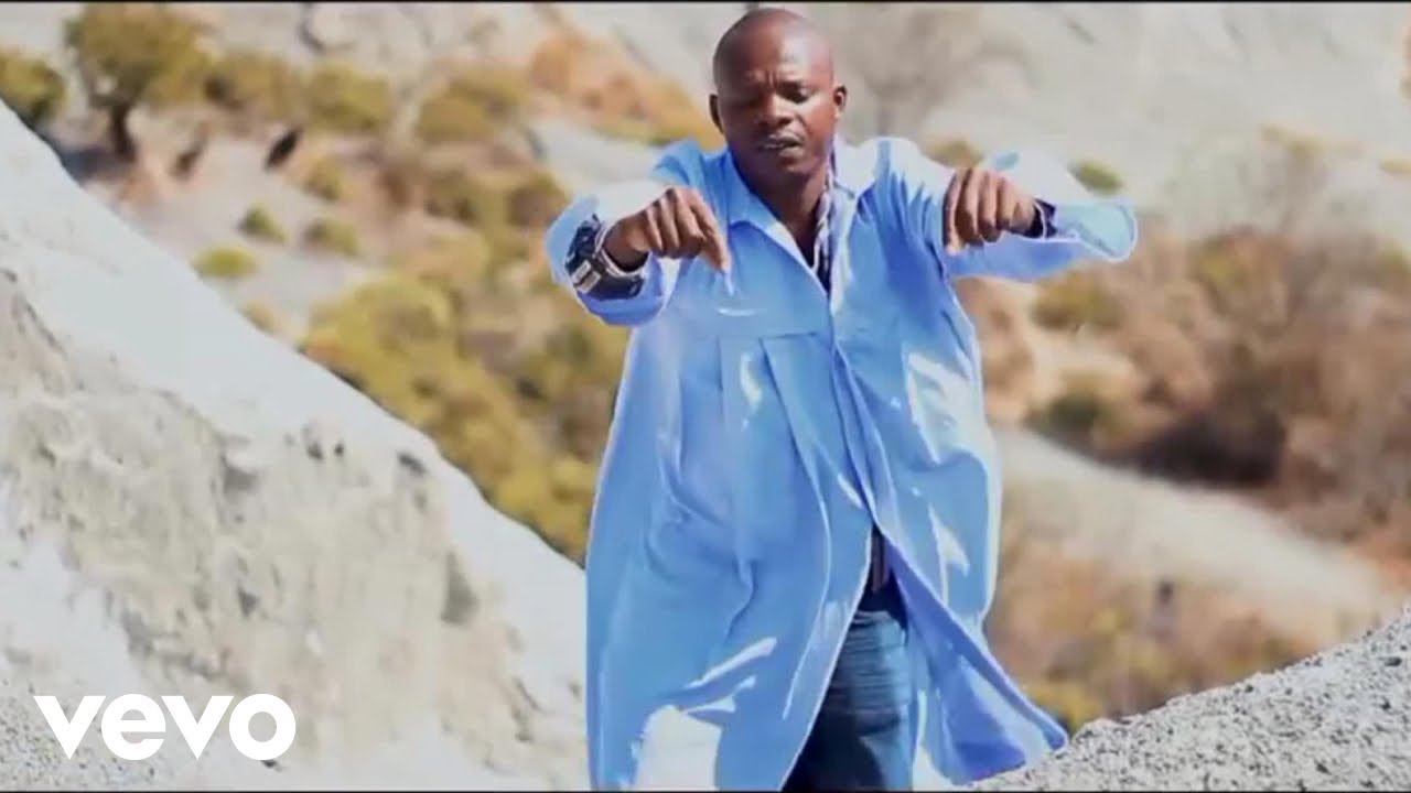 DR MANYERE - NGATIBATANE - YouTube