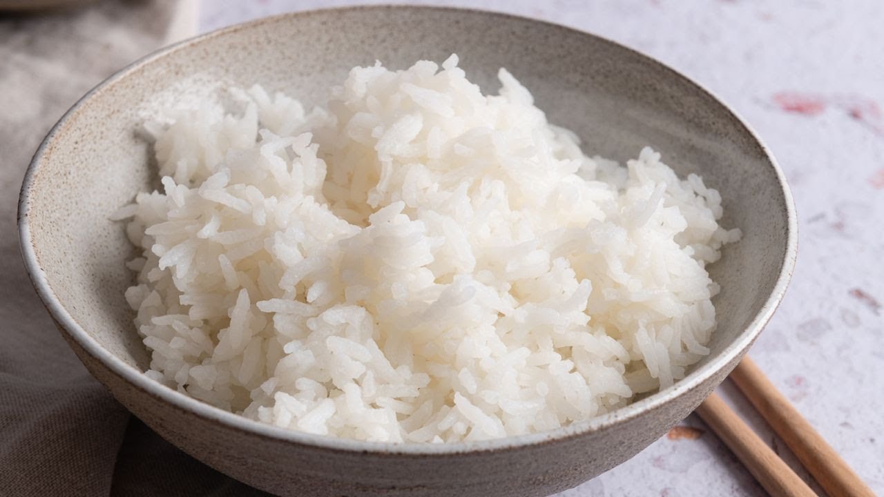 Basics: Wie kocht man Reis? - YouTube