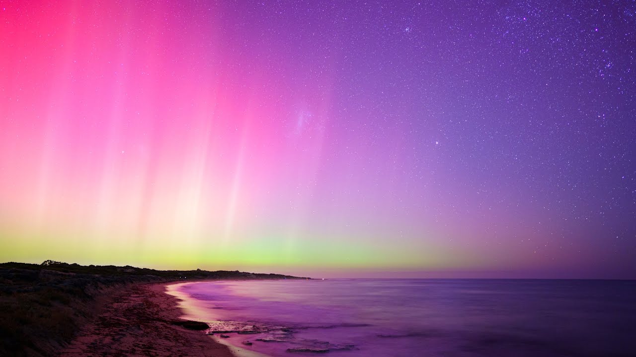 Aurora Australis Timelapse - Mandurah Western Australia - YouTube