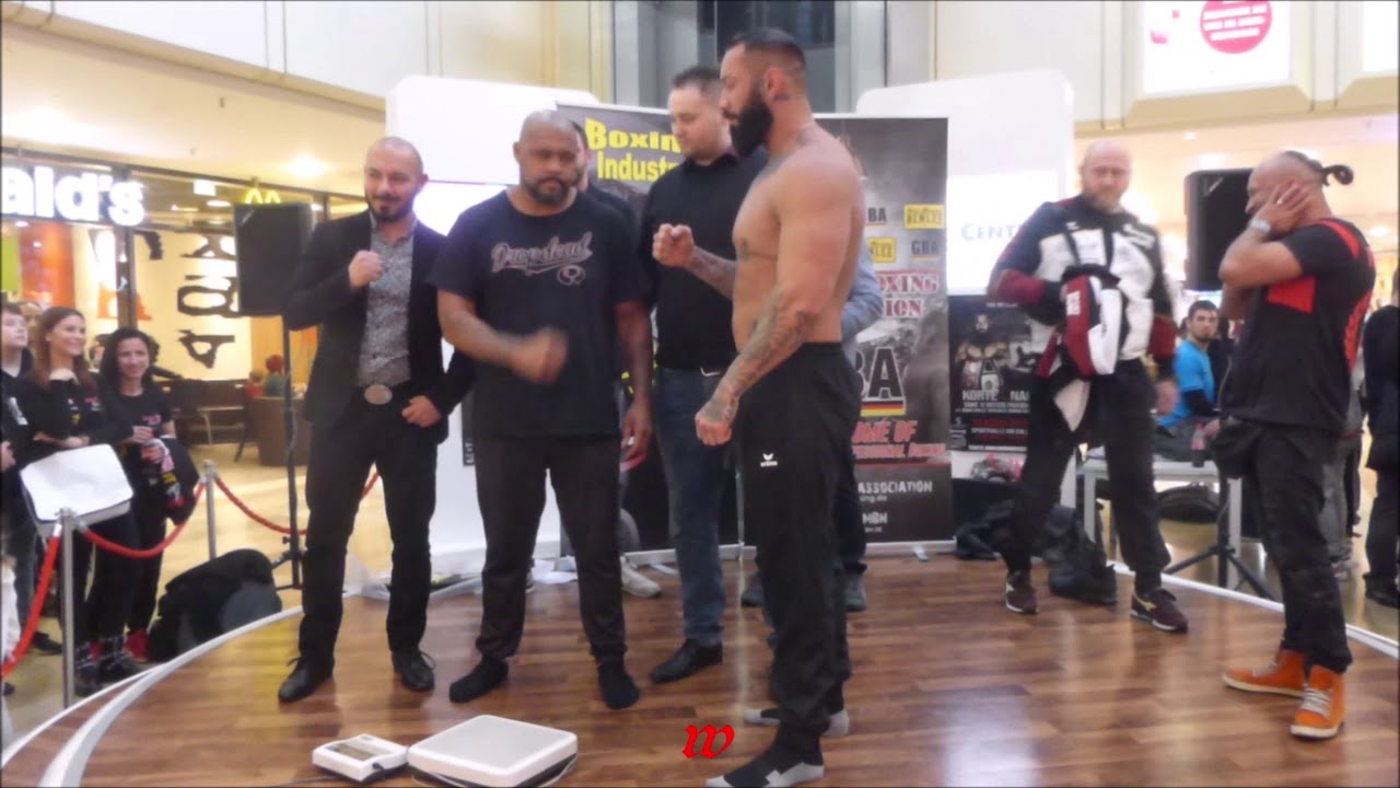 Essen * Essener Boxing Fight Night * The Return * Patrick Korte ...