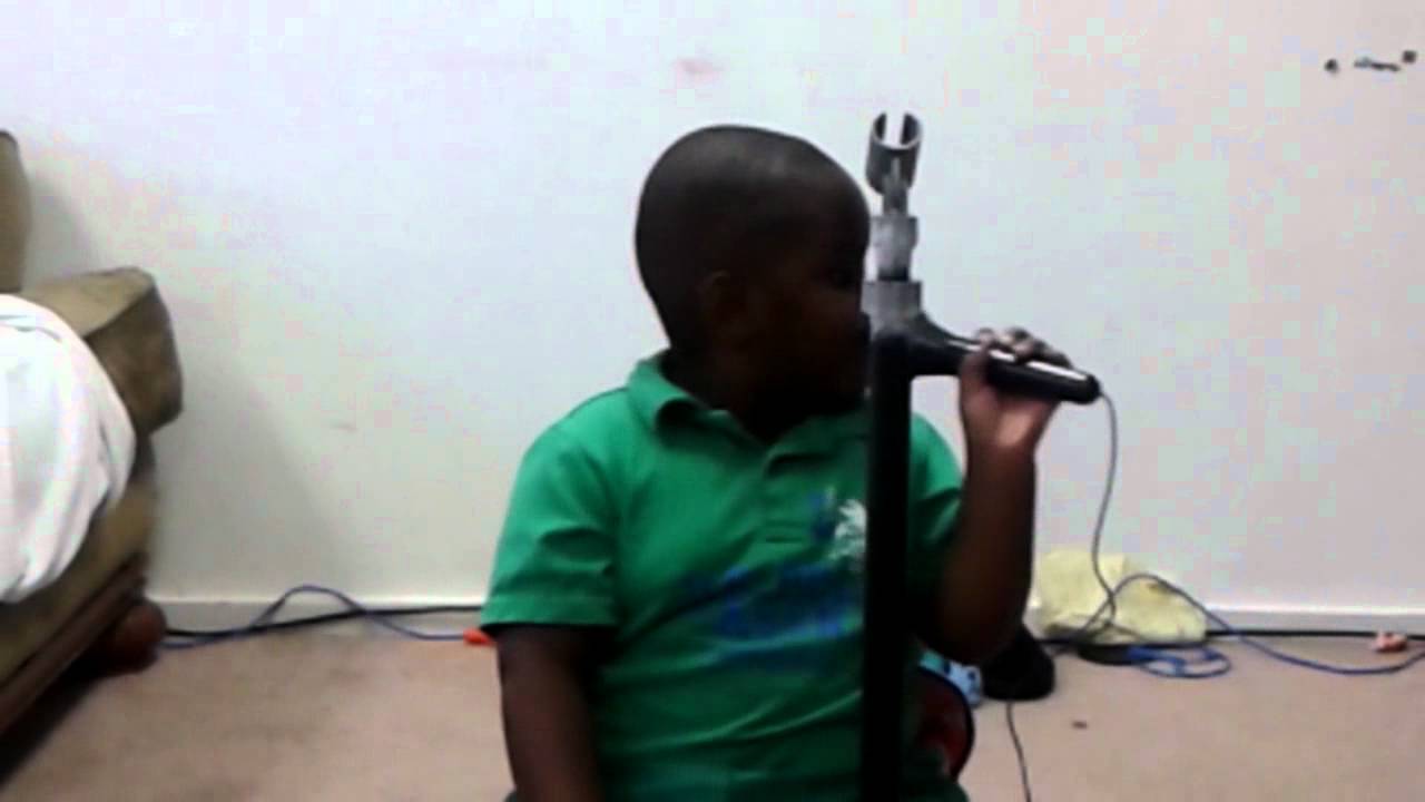 Lil Deano in his studio bag LOL!!! - YouTube