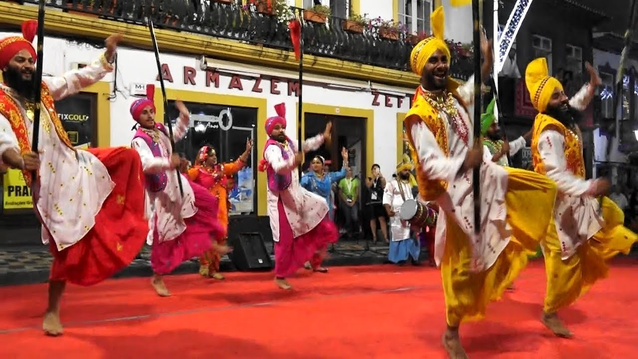 Folk Azores 2017 - Street Dancing (India, Hawai And Argentina) In ...