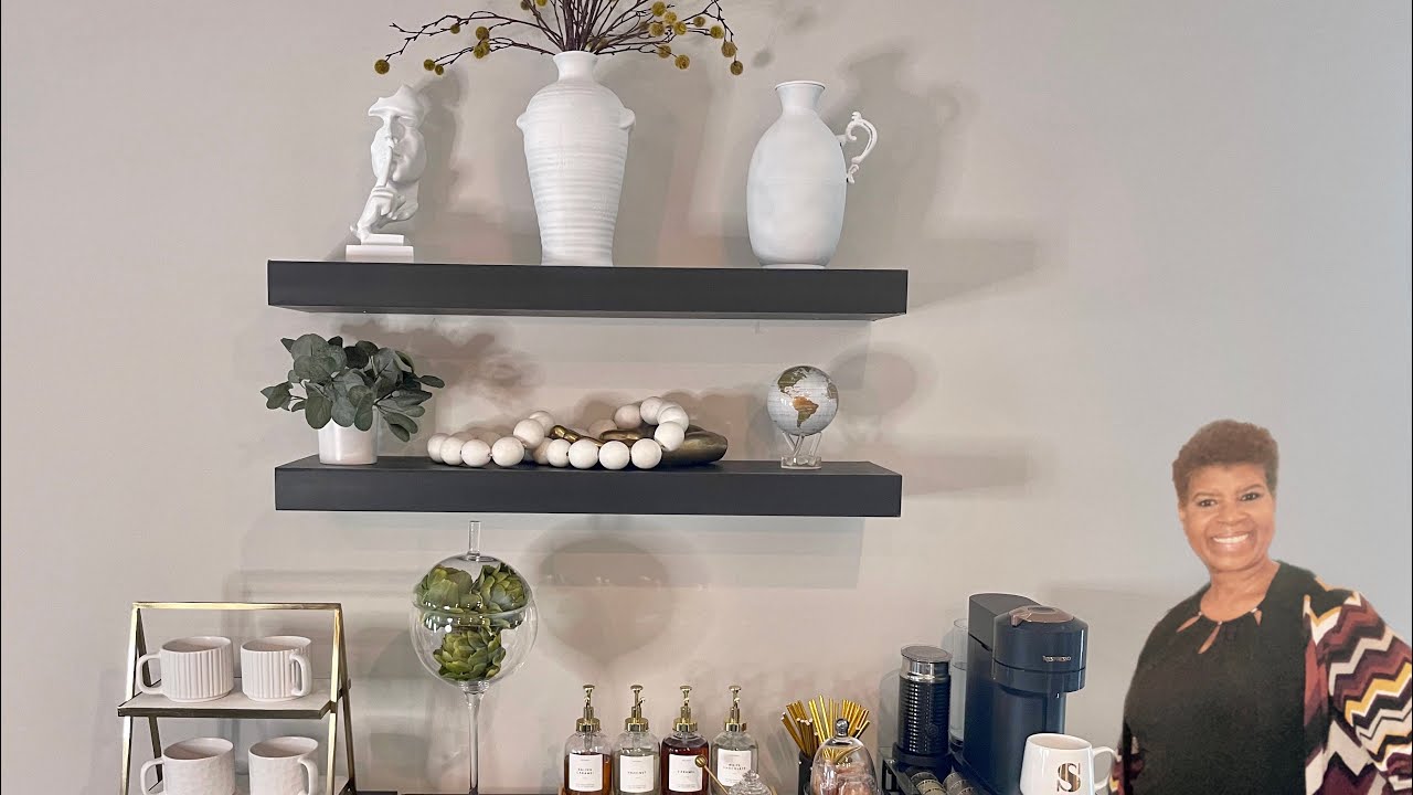 SPRING KITCHEN VIGNETTE & COFFEE BAR | DECORATE WITH ME #kitchendecor # ...