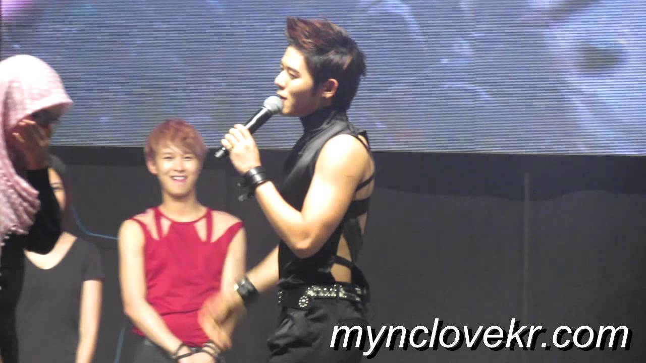 [fancam] 121110 Ze:A Showcase Live In Malaysia - Dongjun singing ...