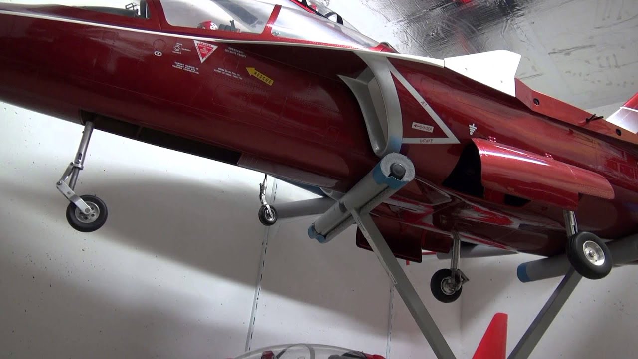 M346 RC Jet retracts - YouTube