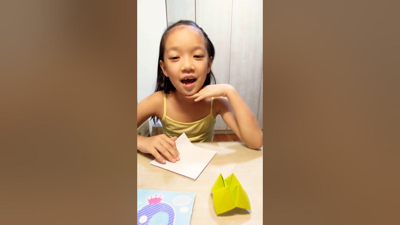 how to fold a chatterbox - YouTube