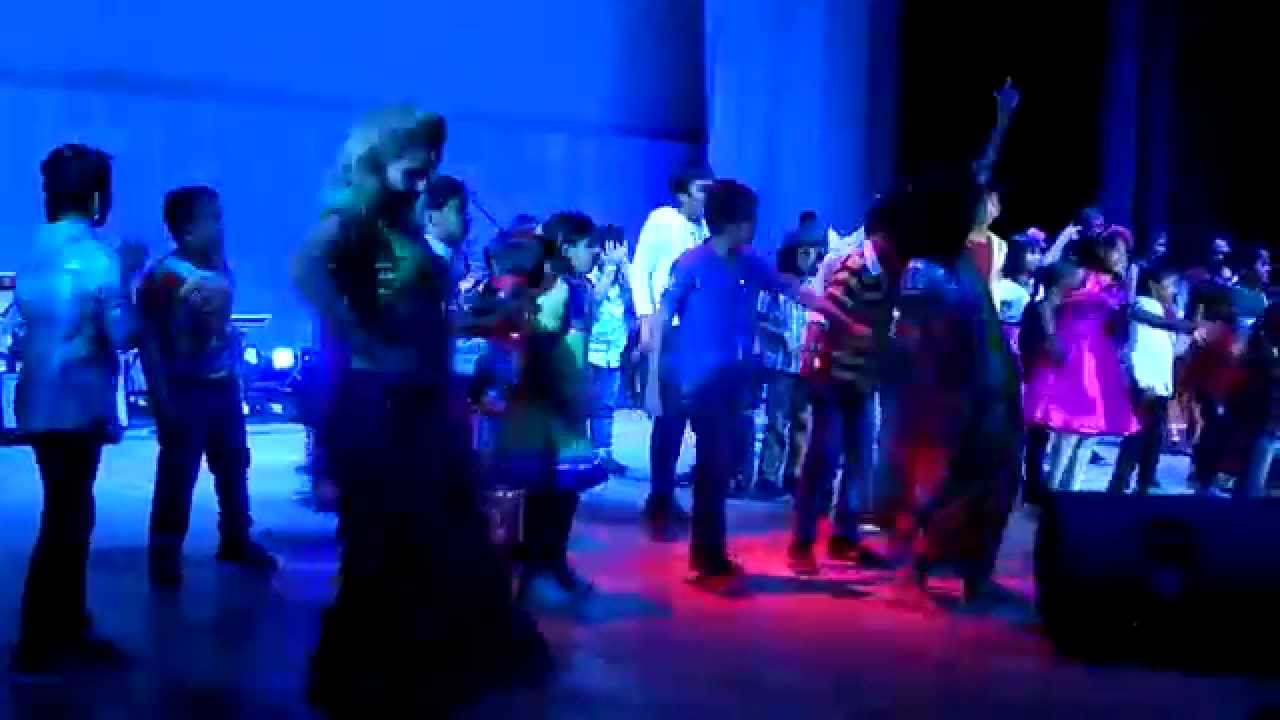 DHAMAKA WITH ANIK DHAR IN MOSCOW 2014 - YouTube