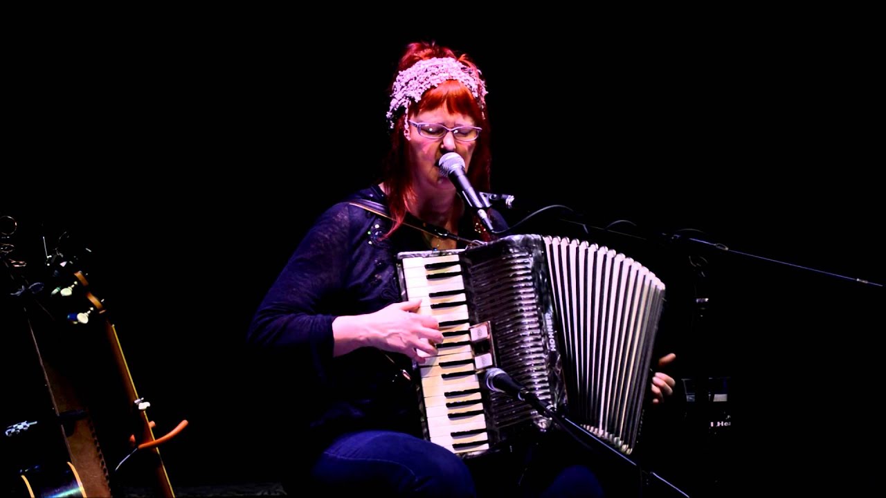 Linda McRae Saltwater Joys at the Strand Theater 3 26 15we - YouTube