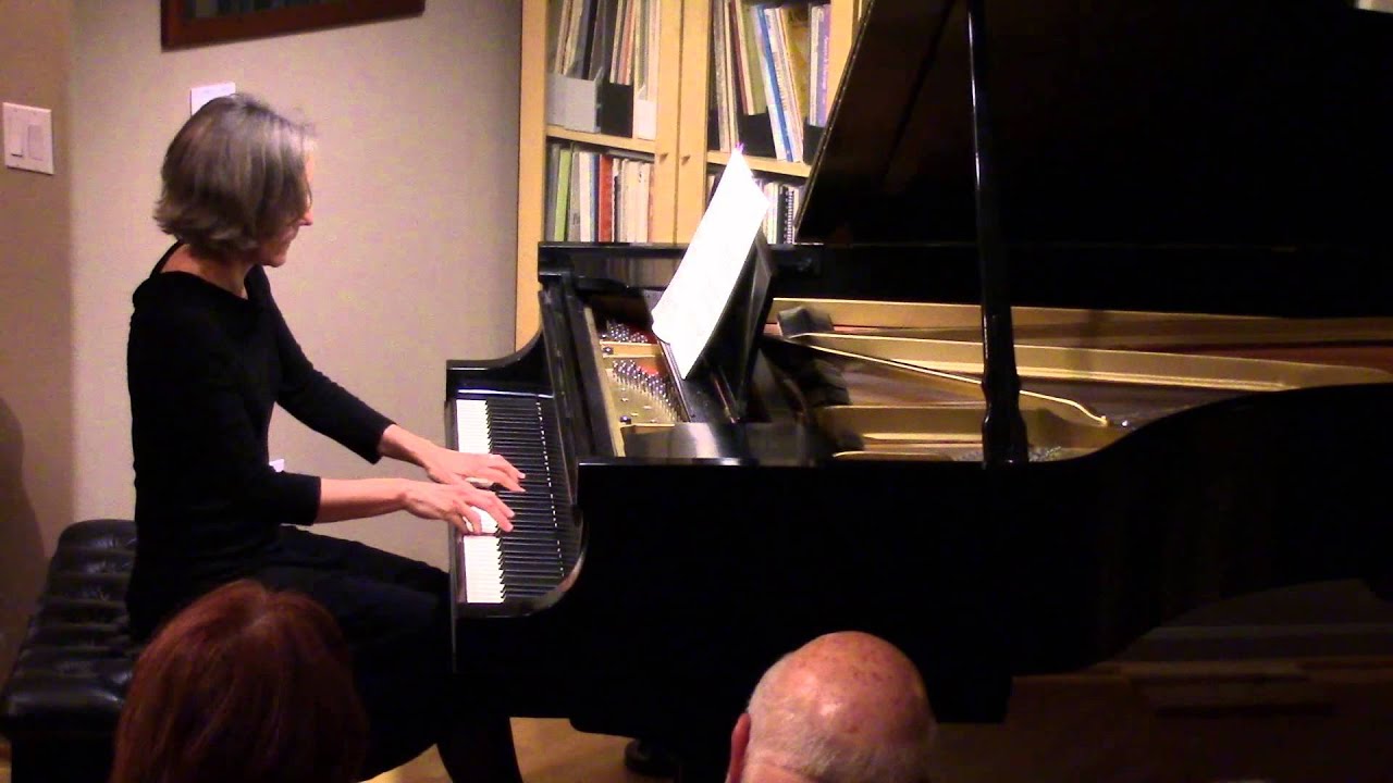 Susan DeWitt Smith plays the Preludium from Bach's Partita No. 1 BWV ...