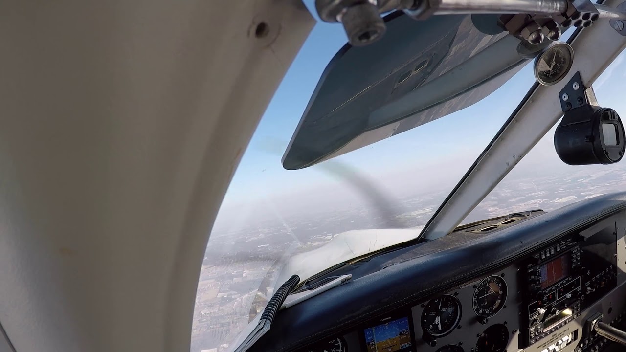 TFW three people talk on the same CTAF frequency at once. - YouTube