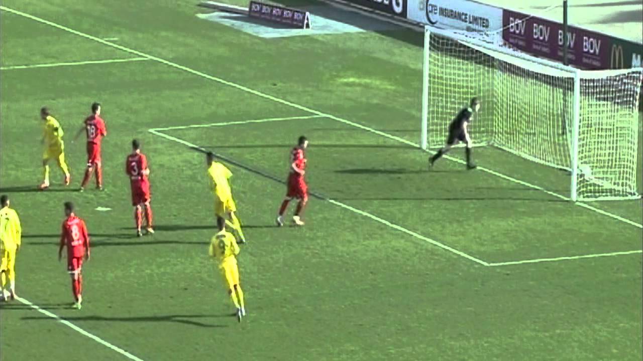 Gary Muir. left/right wingback. (view on mobile device) - YouTube