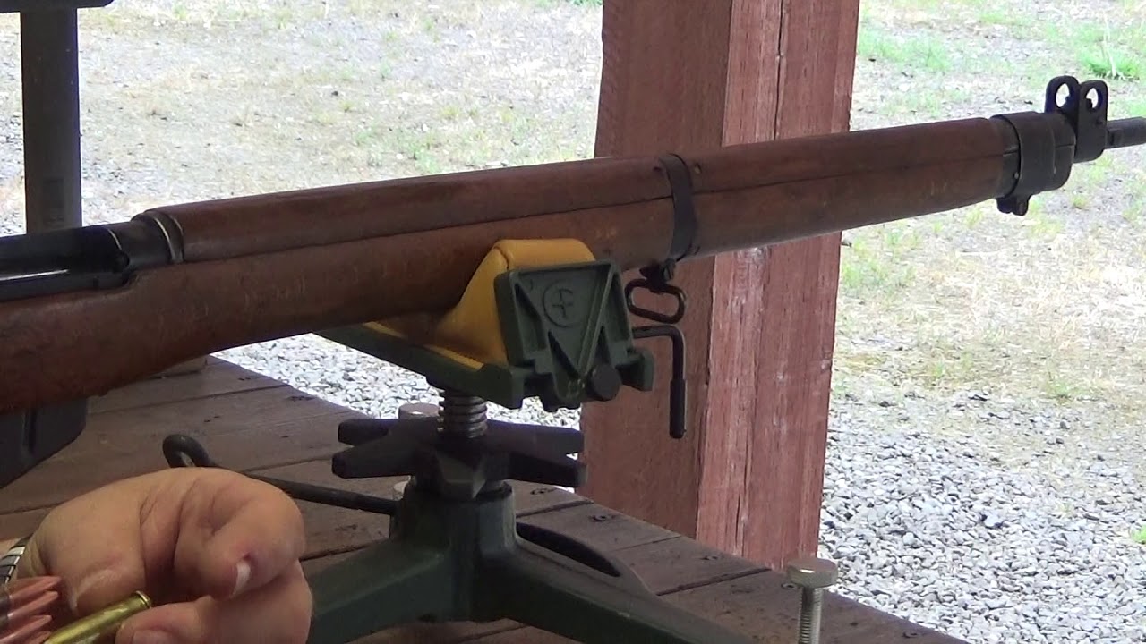 SMLE No 4 Mk-2. .303 100 yards. - YouTube