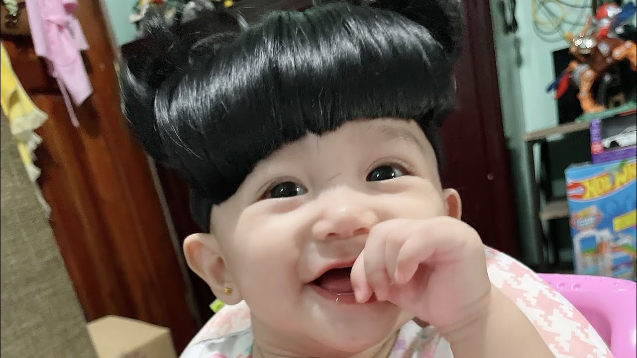 Lunchtime po c ashengpot sarap na sarap ang bebe namen habang kumain my ...