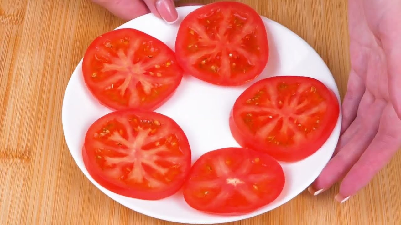 Bright appetizer of tomato and cheese (Delicious recipe in minutes ...