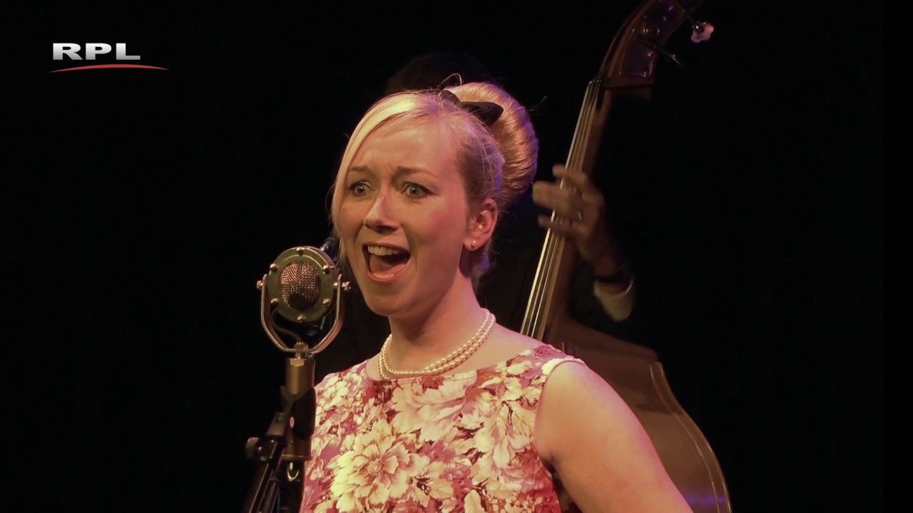 Eduard en Helena - Charlotte Welling & Trio Dobbs - YouTube