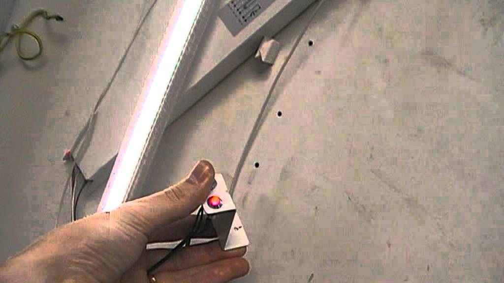 LED T8 Tubes with Emergency Pack.wmv - YouTube