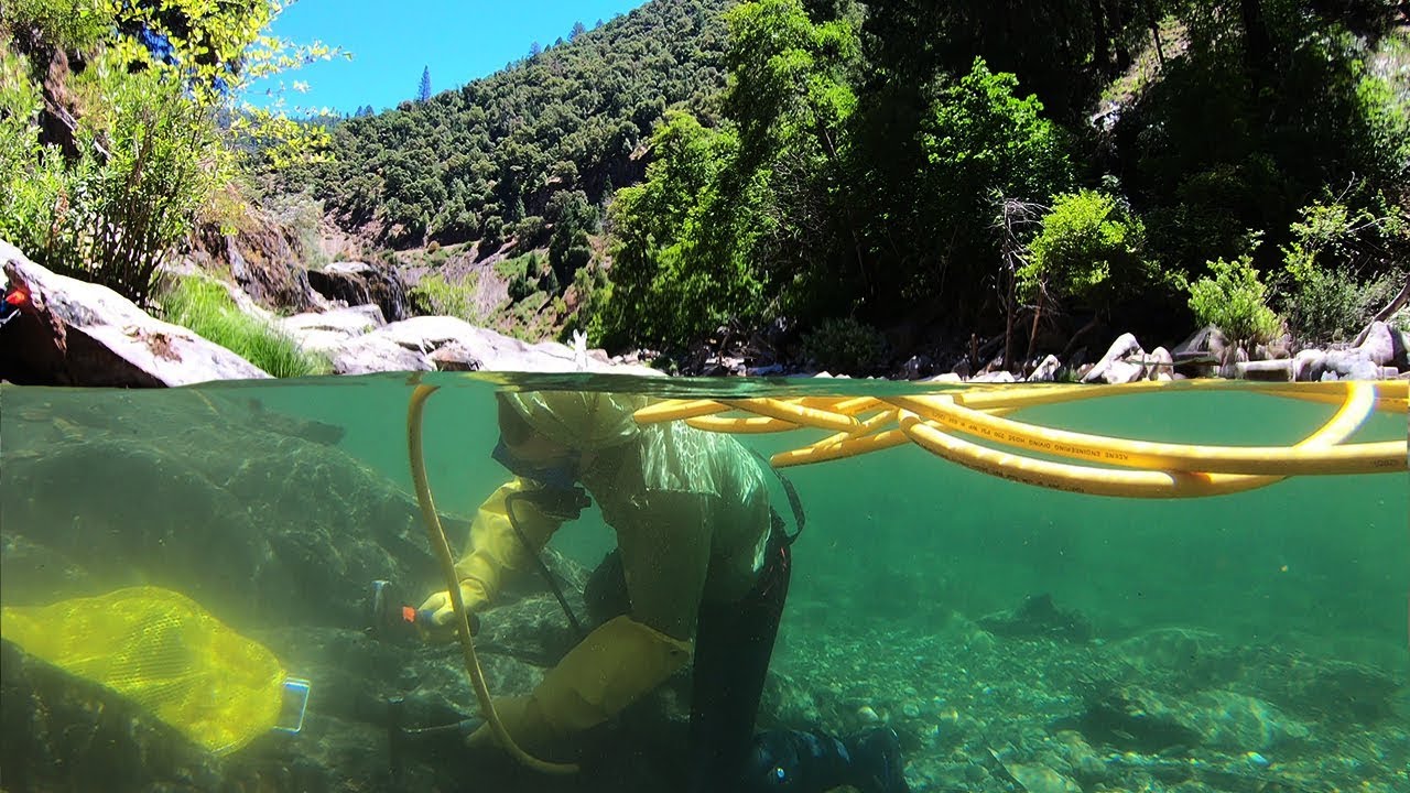 We Found CHUNKY Gold Mining Underwater - YouTube