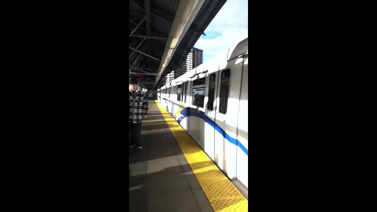 Vancouver Skytrain Departing - Lougheed Station - YouTube